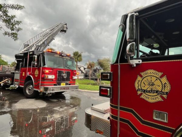 Apartment clubhouse catches fire in Orlando - Orlando-News.com