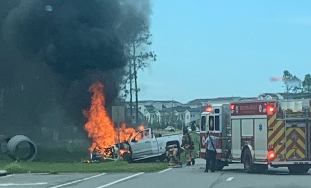 Bystanders rescue person from fiery Daytona Beach wreck - Orlando-News.com