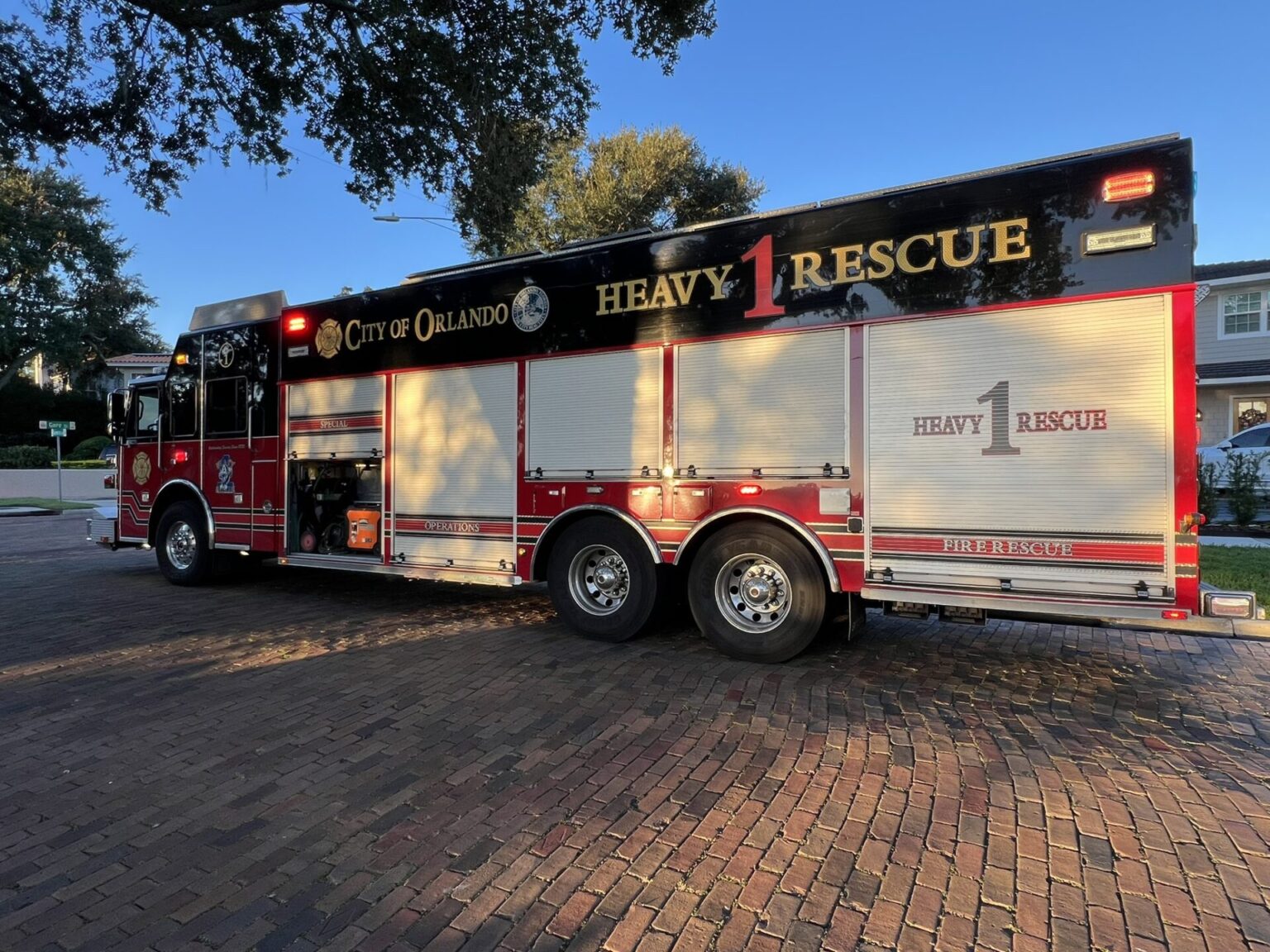 Firefighters battle blaze at Orlando home - Orlando-News.com
